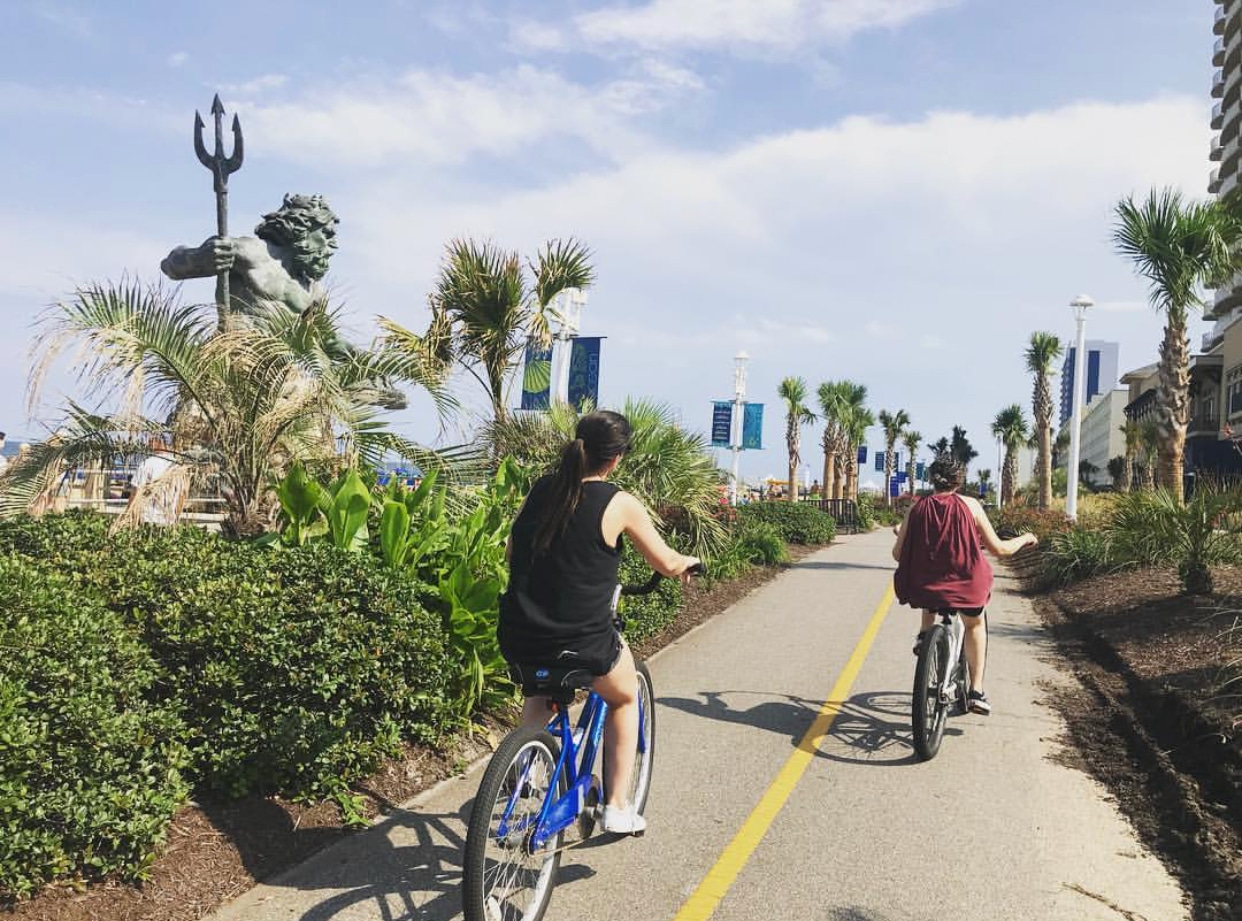 5 Ways to Get Around Virginia Beach (Different Transport Options' Cost ...